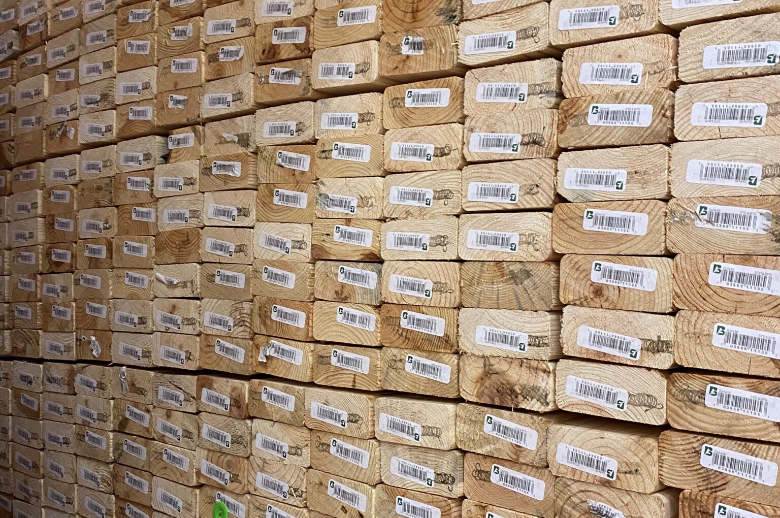 Structural Steel Studs and Wood Studs, Compare and Contrast