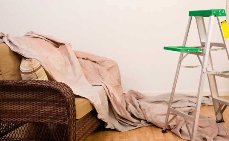 How to Clean Up Drywall Dust, the Best Methods